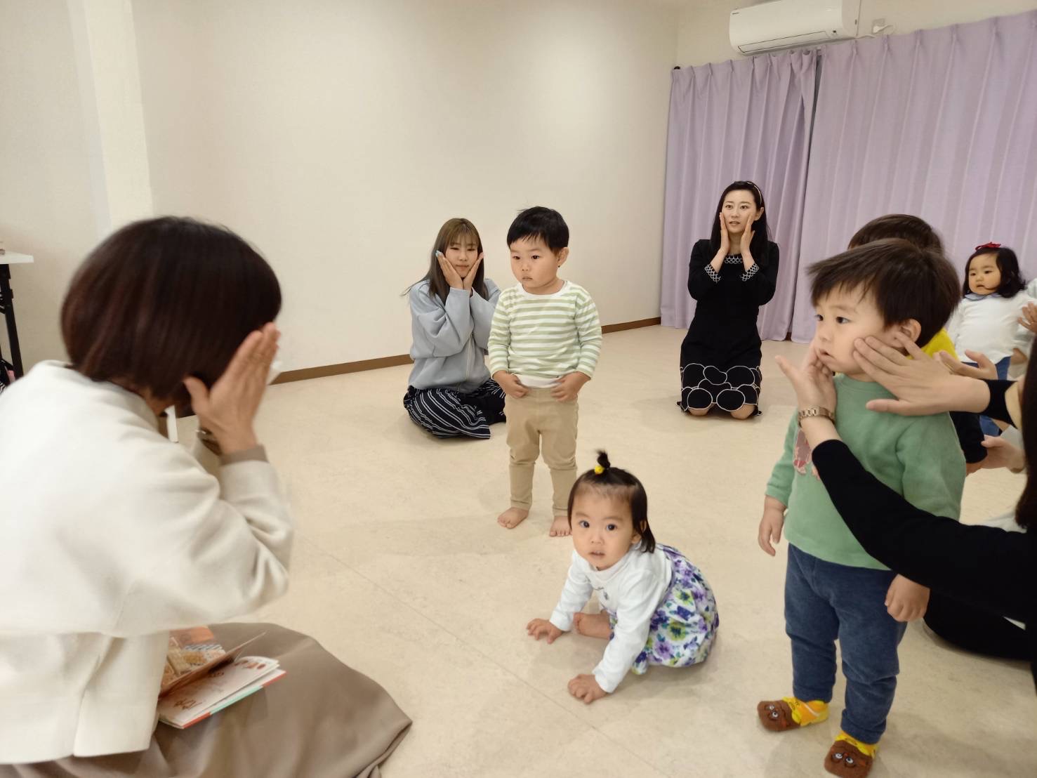 今学期最後のリトミックでした♪ | 住吉区・阿倍野区帝塚山のドレミきらきらピアノ・ドラム・リトミック教室| 阿倍野区帝塚山のピアノ・ドラム ...