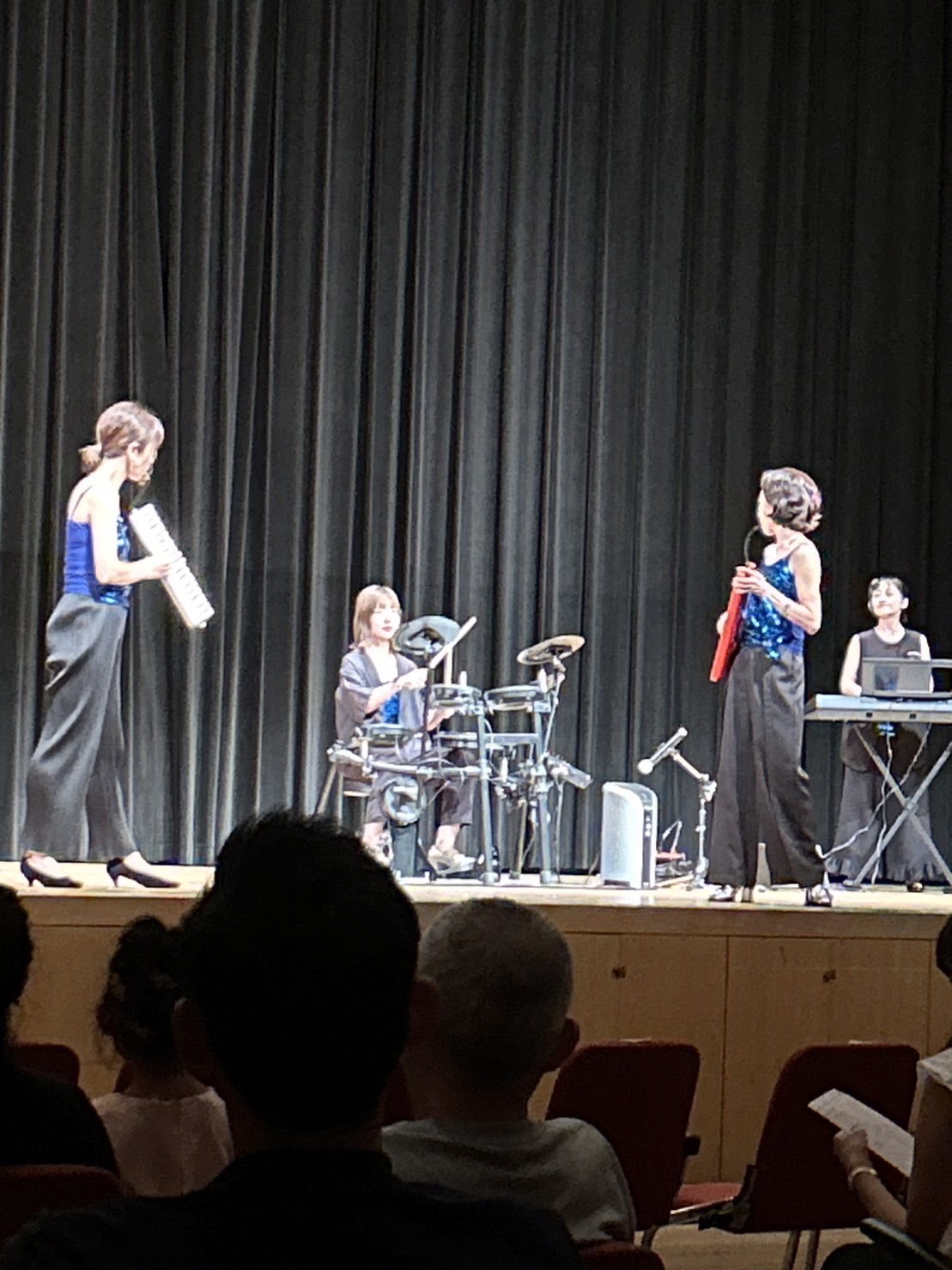 虹の音コンサート、無事終了しました♪ | 住吉区・阿倍野区帝塚山のドレミきらきらピアノ・ドラム・バイオリン教室| 阿倍野区帝塚山のピアノ ...